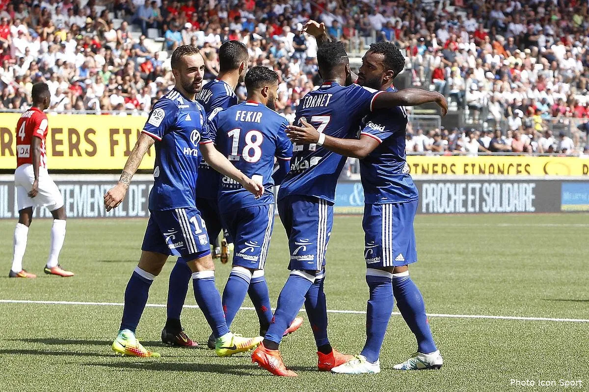OL : Cornet ne laissera pas Lacazette faire tout et tout seul