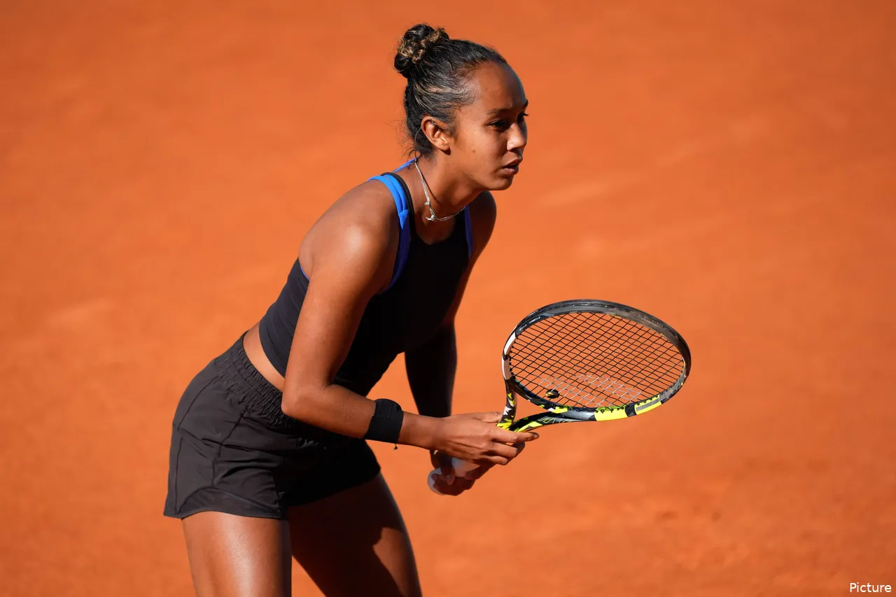 Leylah Fernandez proud of sister Bianca's as they reach Canadian Open ...