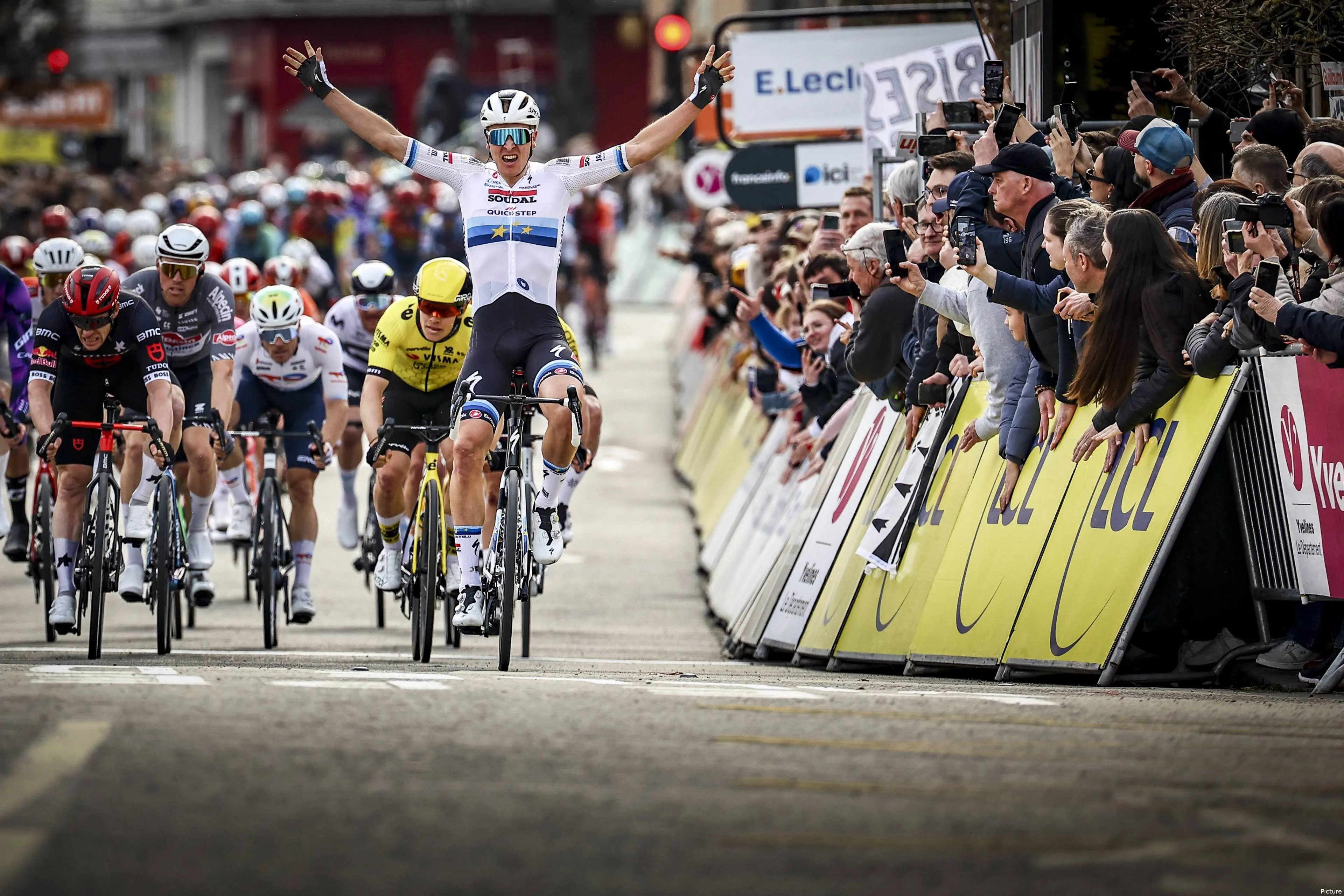 Final Startlist Gent Wevelgem 2025 | Jasper Philipsen, Jonathan Milan ...