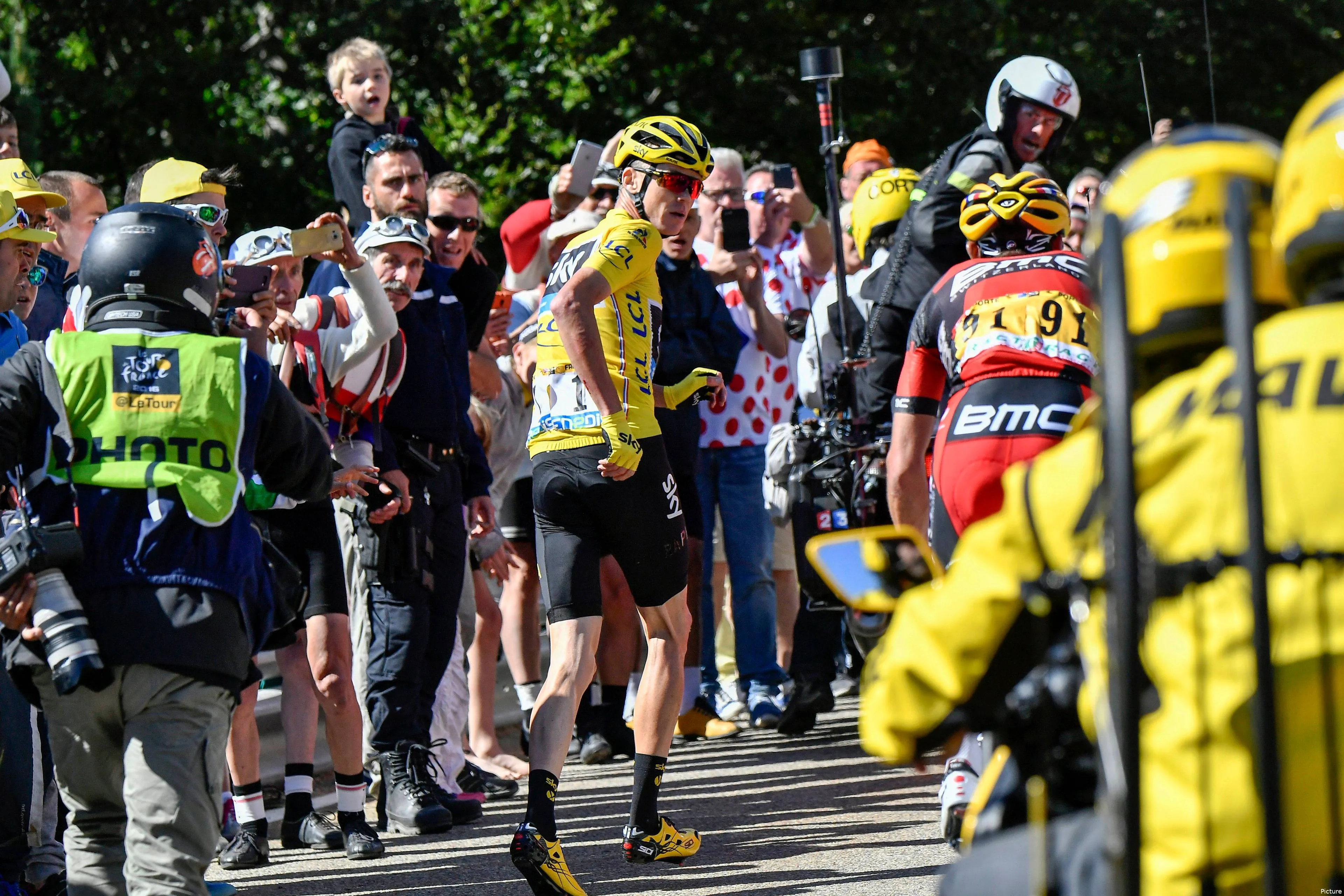 ANALYSIS | The greatest Mont Ventoux moments as the mountain returns to ...