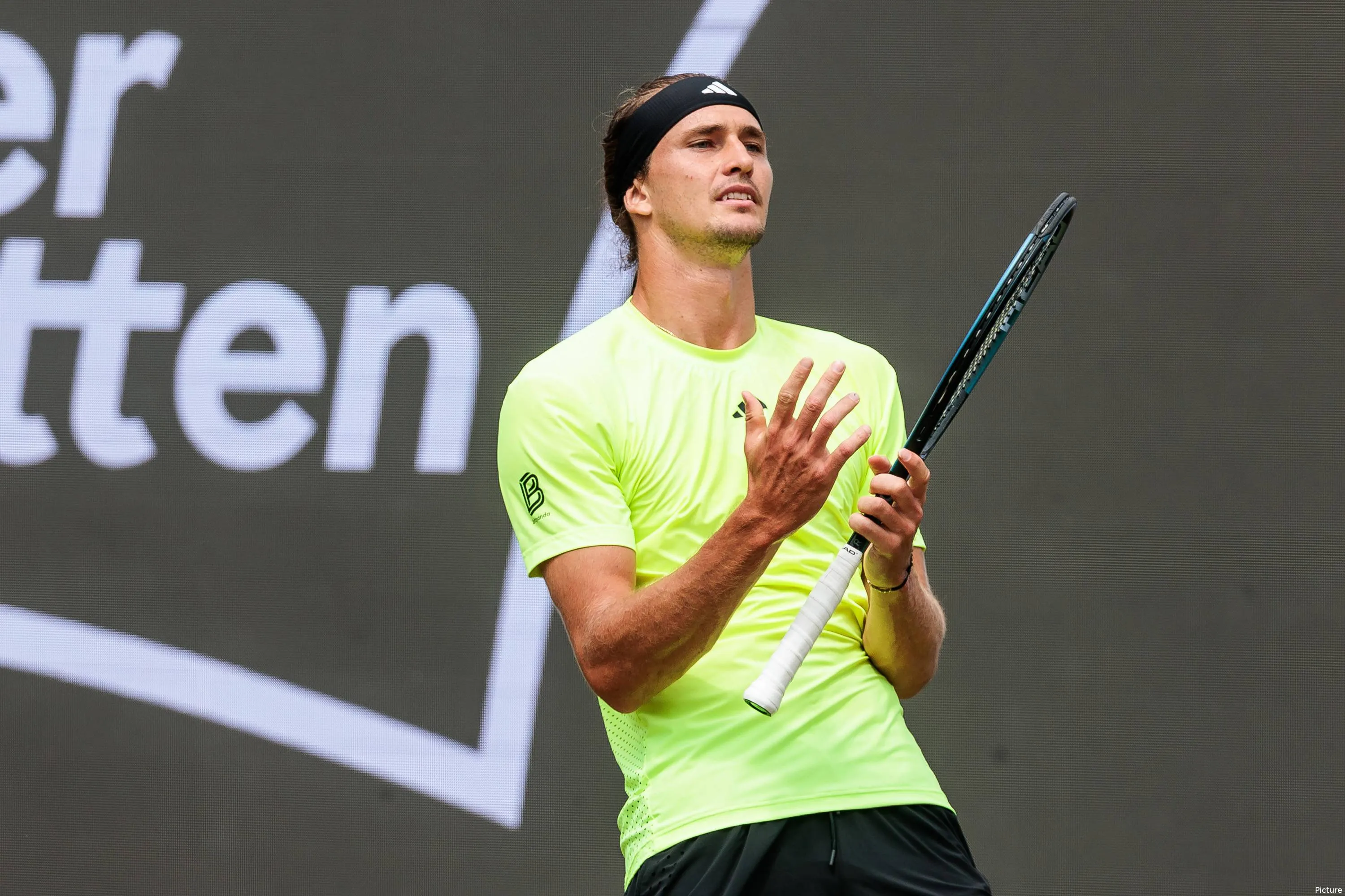 "Ich habe mich so schlecht gefühlt": Alexander Zverev erzählt, was er ...