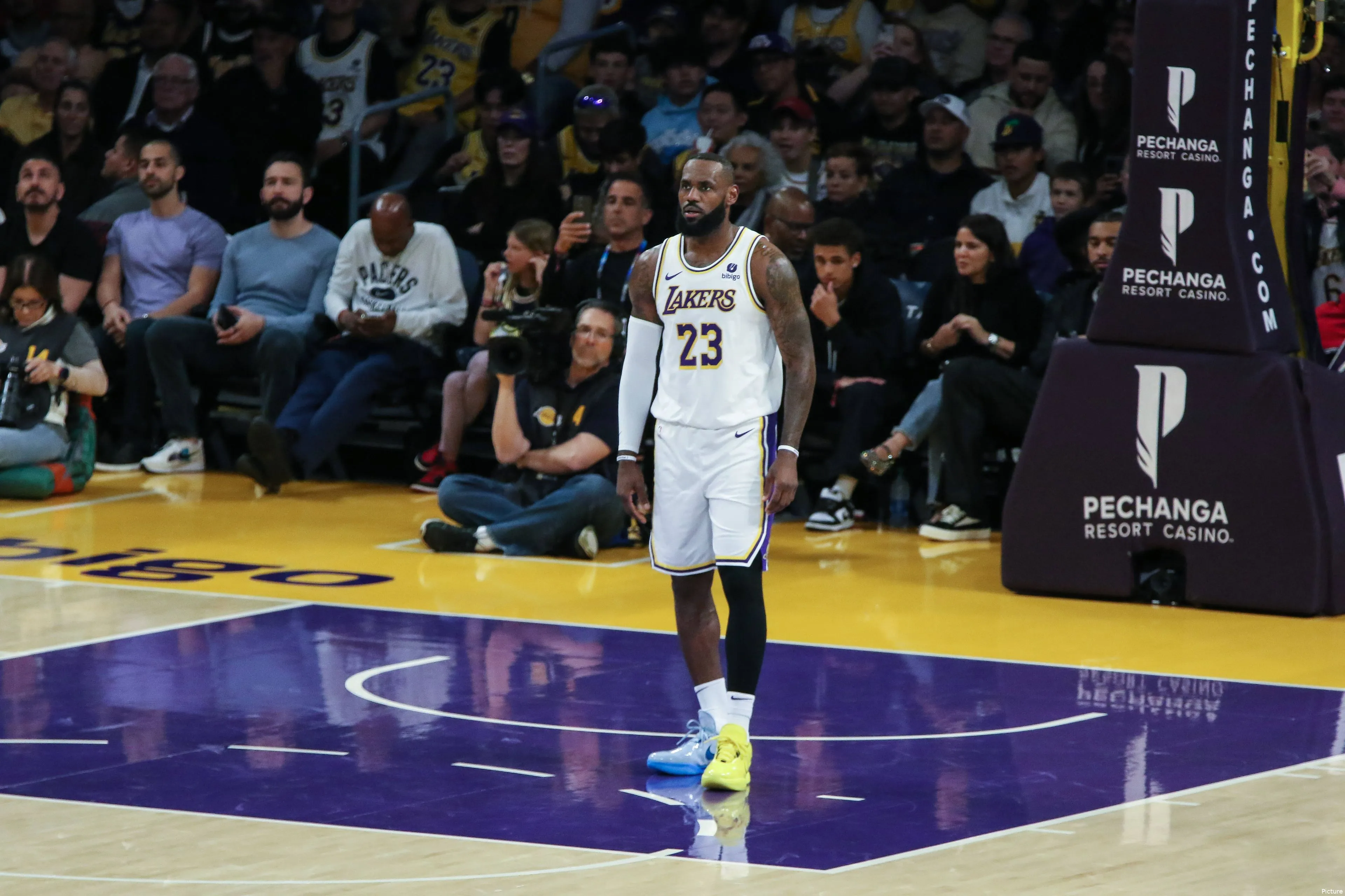 "Facts": Paul Pierce believes he was a better clutch player than LeBron ...