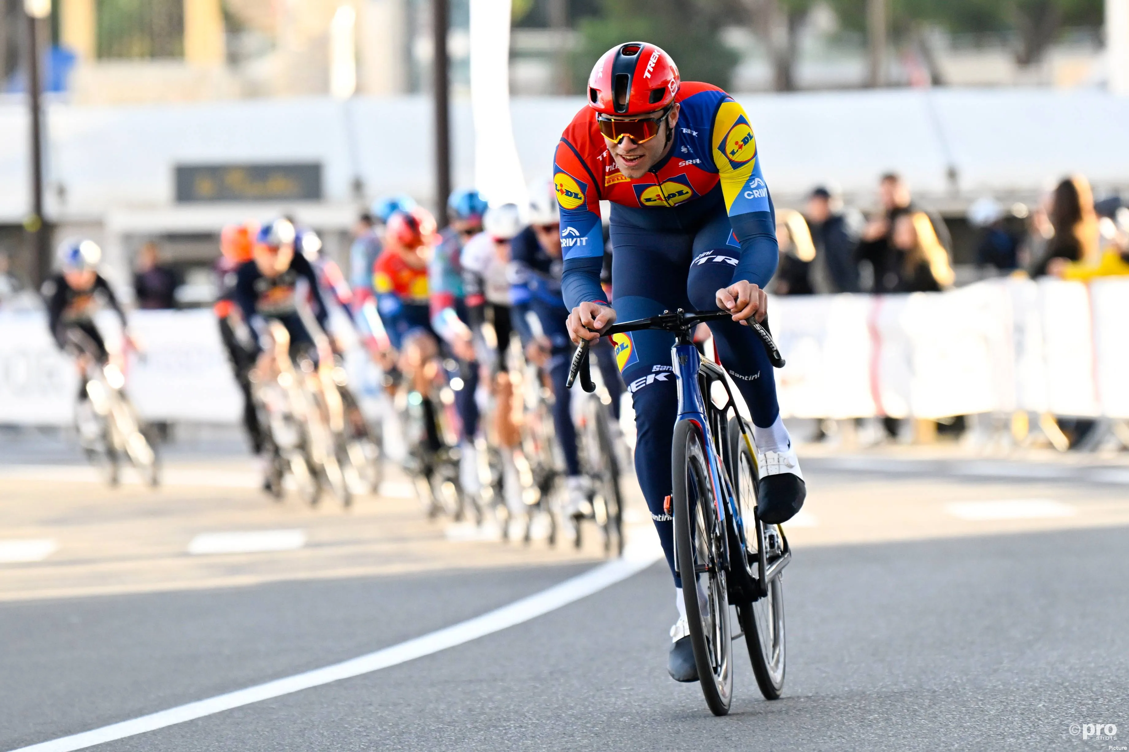 "Por fin puedo ir erguido": Jonathan Milan cambia el Tour de Francia ...