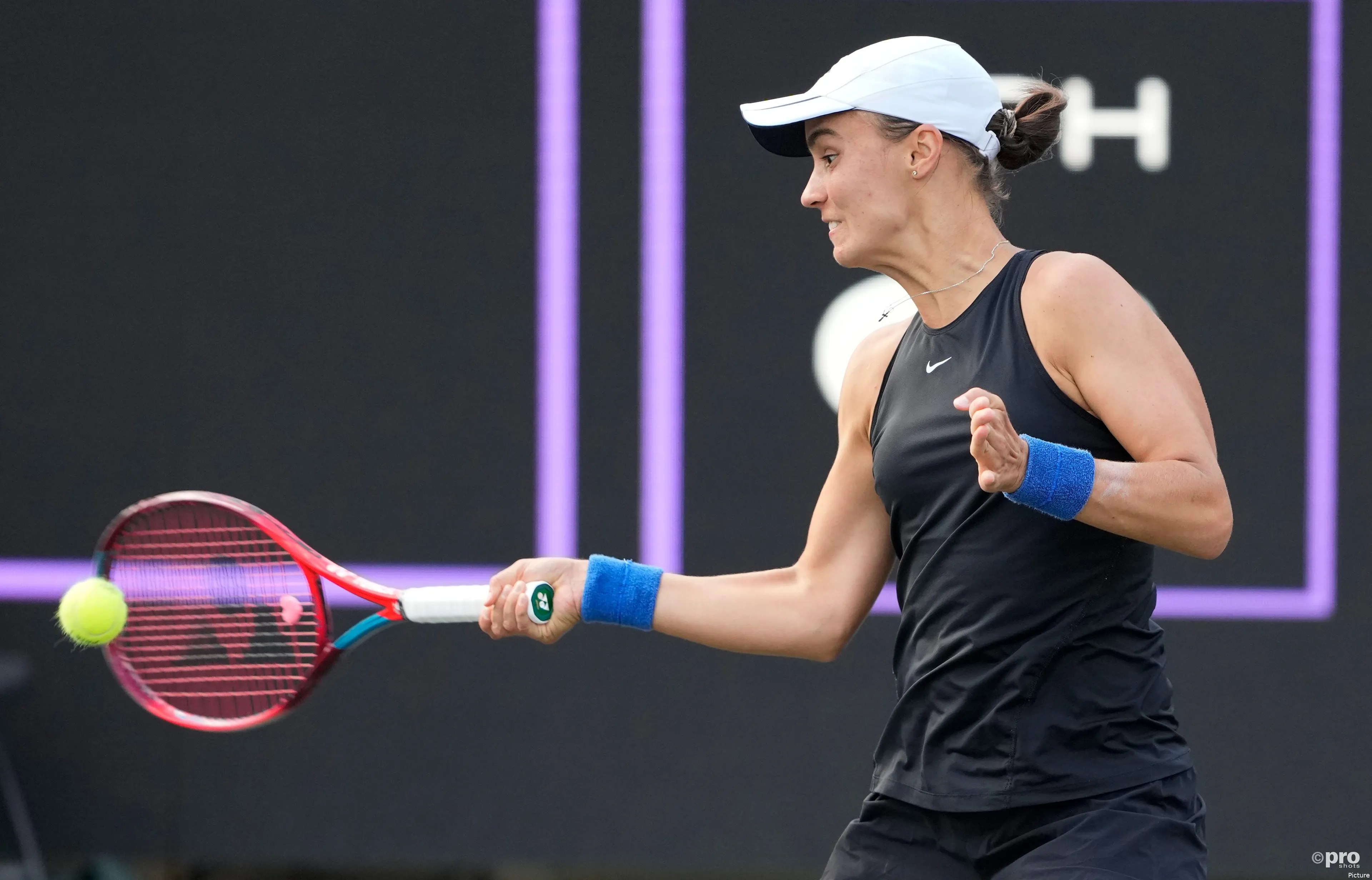 La prodigio de 16 años Mirra ANDREEVA cae en los cuartos de final del ...