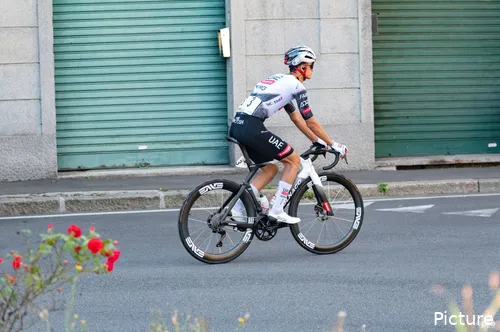 "La idea era llevar a Isaac del Toro al Giro de Italia": Matxín desvela ...