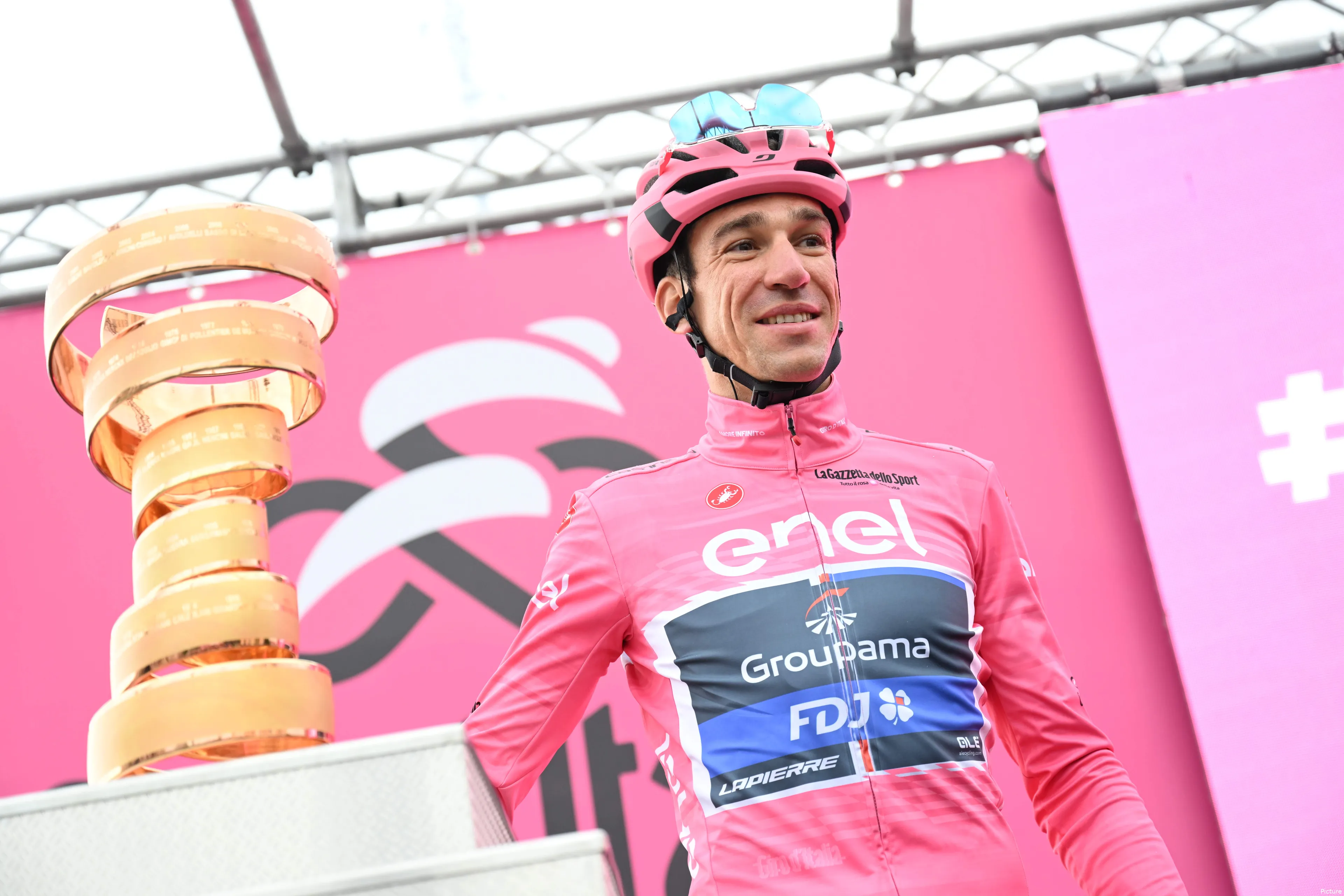 “I’ve worn the pink jersey at the Giro, Jonas hasn’t yet” – But Visma’s ...