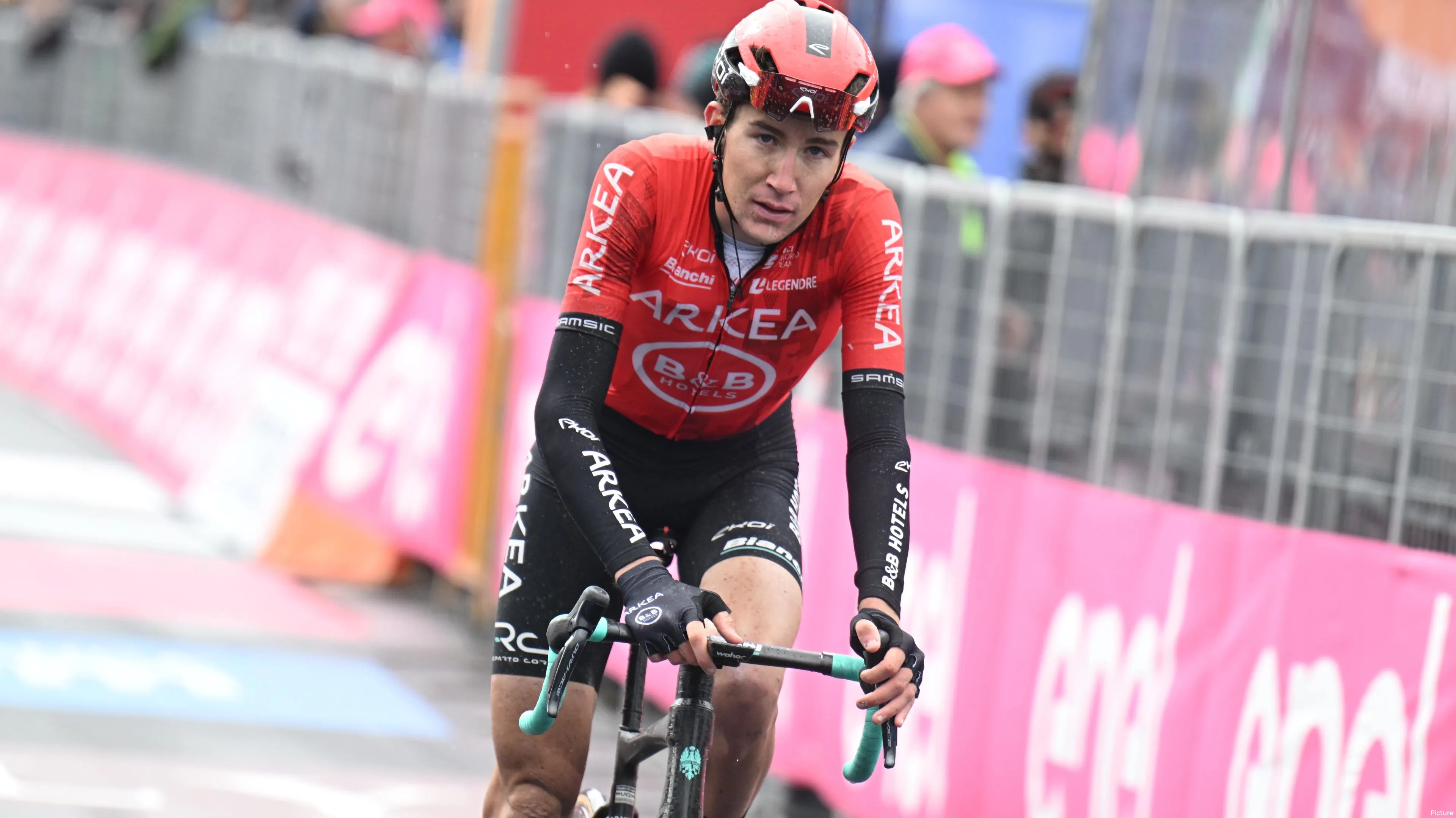 One more World Tour pro retires from pro cycling at age... 27