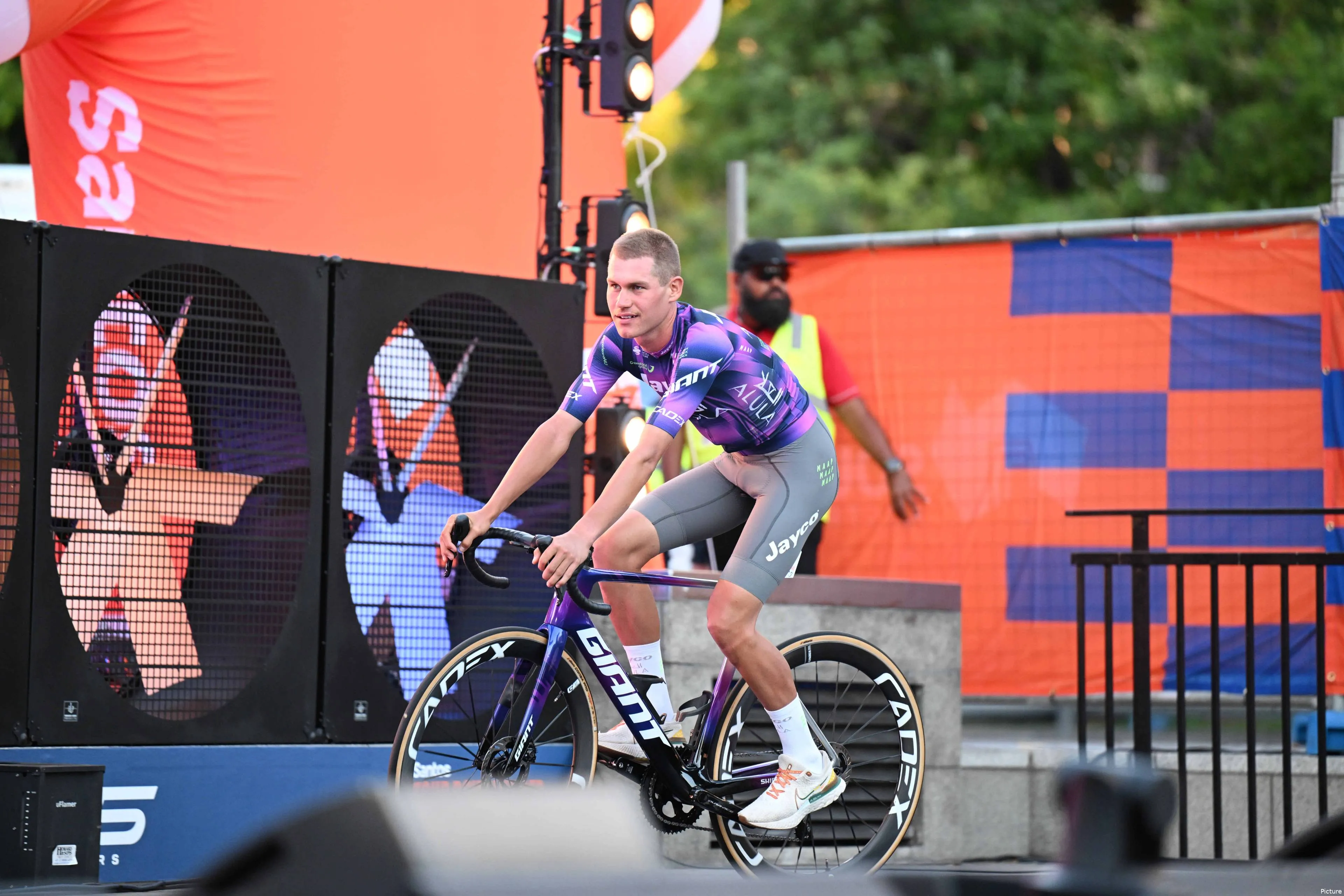 "Now it’s a showdown on Willunga" - Luke Plapp & Team Jayco AlUla still ...