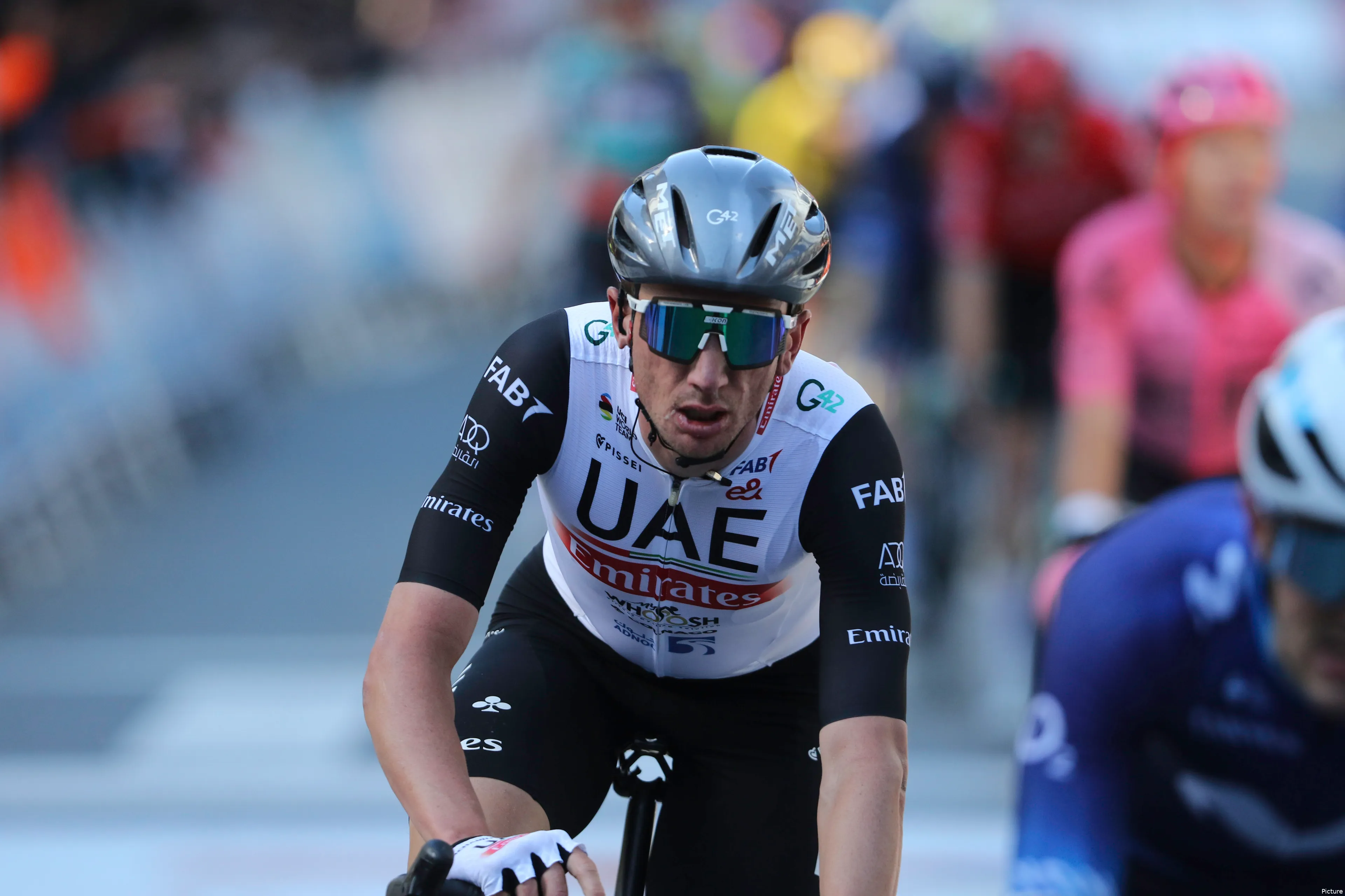 Brandon McNulty erwartet am letzten Tag von Paris-Nice 2024 Druck von ...