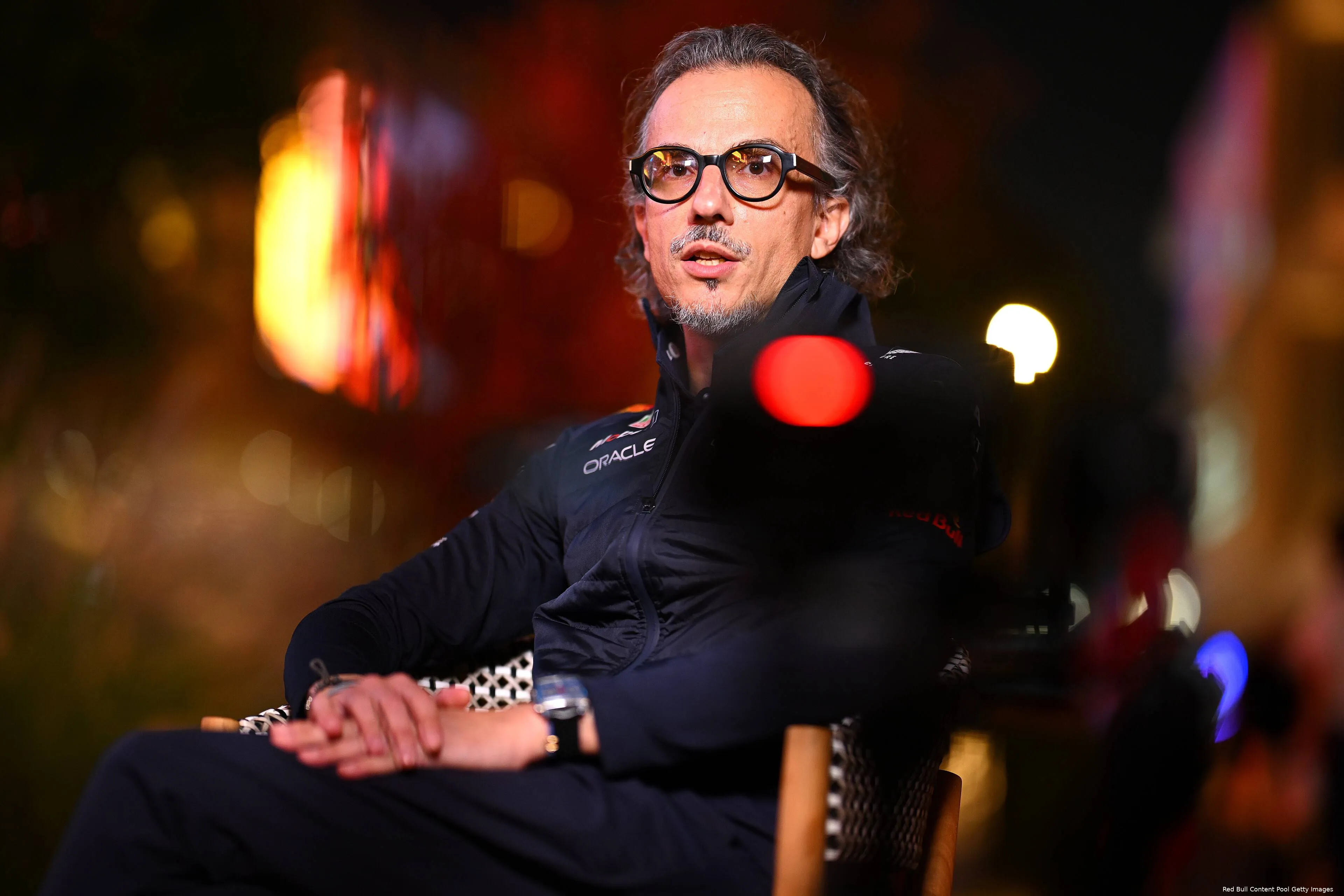 Mekies heeft een plan om Verstappen langer bij Red Bull te houden: 'De ...