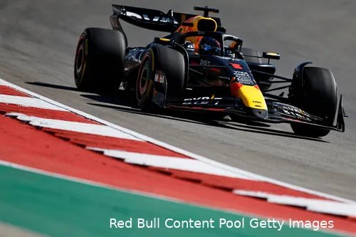 De race van Verstappen | Engineer van Norris doet alsof zijn neus ...