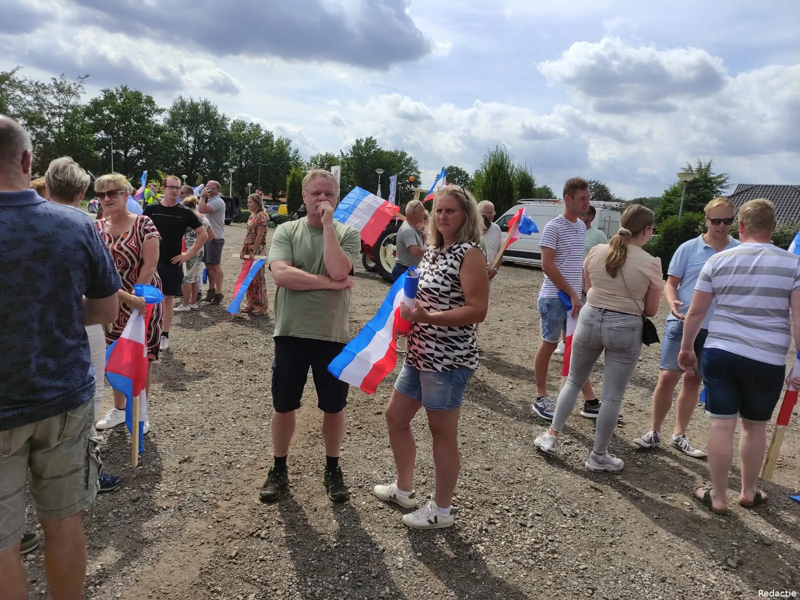 'Stille tocht' met honderden actievoerders tegen komst AZC Albergen ...