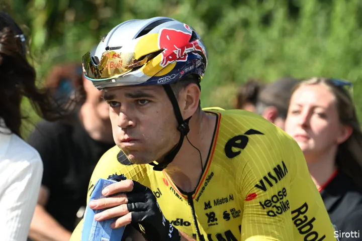 'Worst-case scenario comes true for Wout van Aert: Tour in doubt'