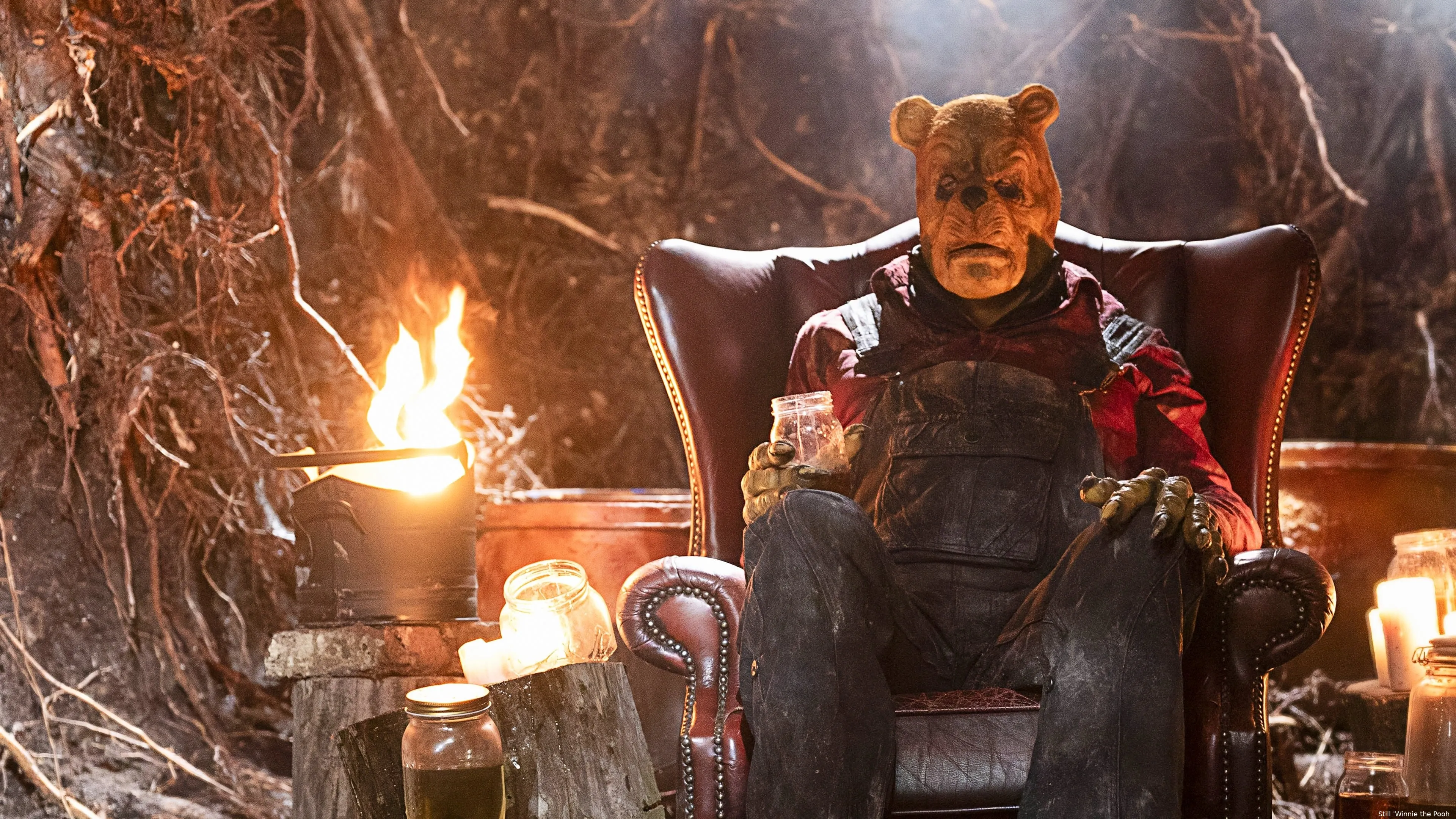 Winnie the Pooh krijgt gezelschap van Mary Poppins in nieuwe horrorfilm ...