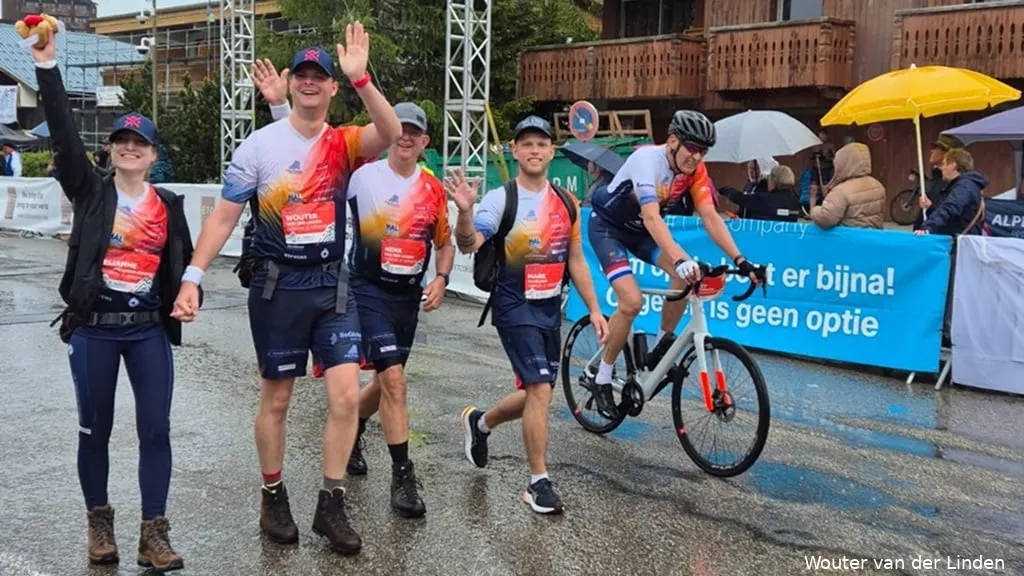 Wouter van der Linden uit Veghel bereikt twee keer de finish van Alpe d ...