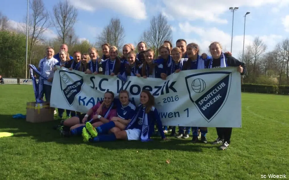 Woezik Vrouwen 1 kampioen!!