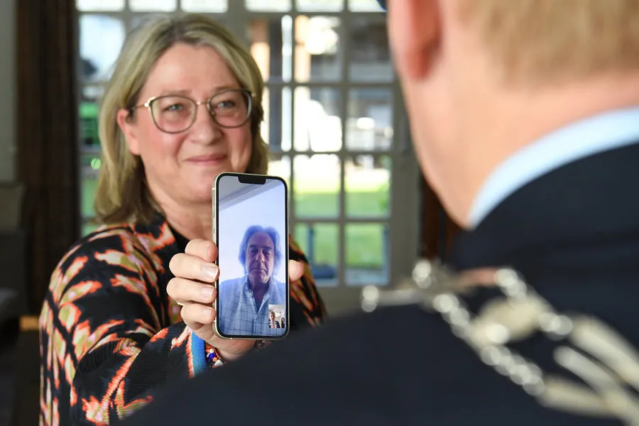 Het regent lintjes: koninklijke onderscheiding voor 10 Dongenaren