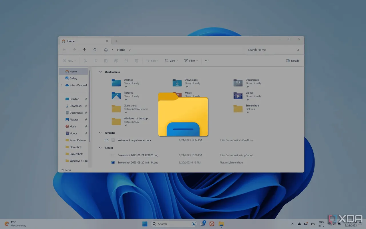 How to Hide and Manage Folders in Windows 11