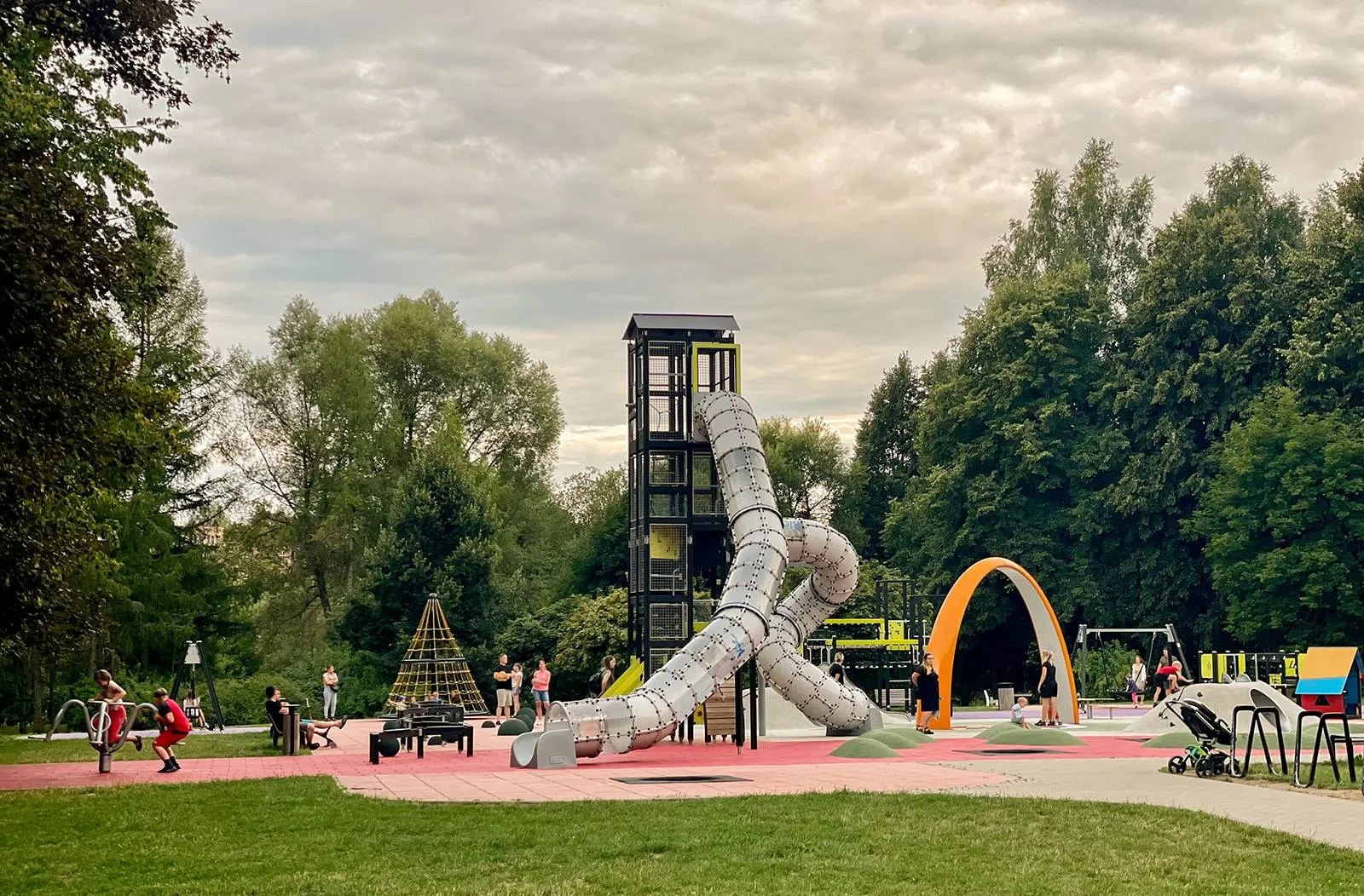 Jaunimo parkas – tarp 14 stipriausių žaliųjų erdvių projektų!