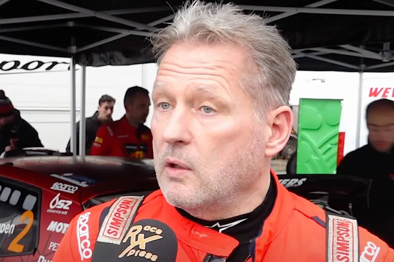 Jos Verstappen komt met grote onthulling over wat er bij Red Bull aan ...