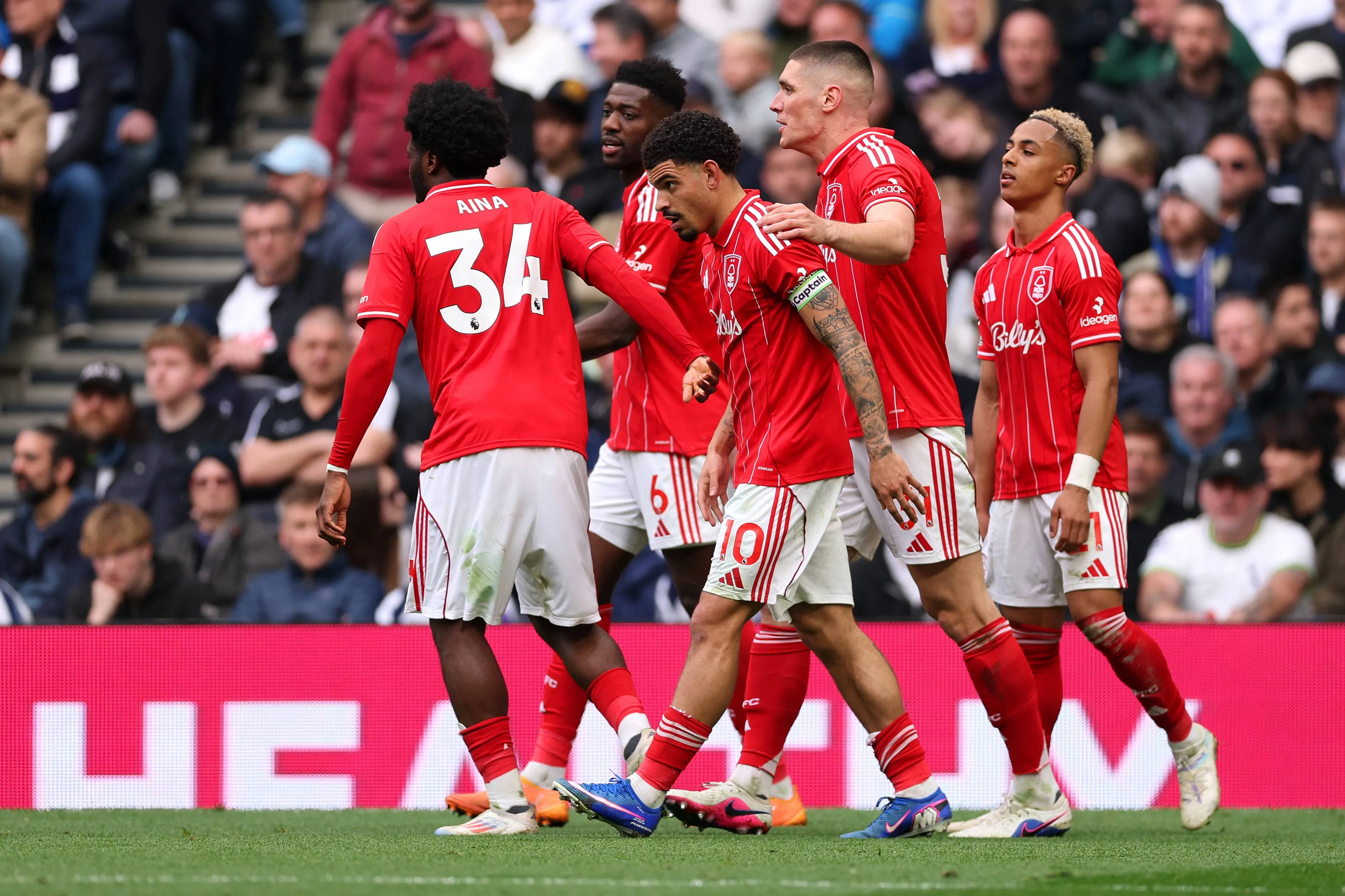 “Defended with our lives”: Gibbs-White hails Nottingham Forest after ...