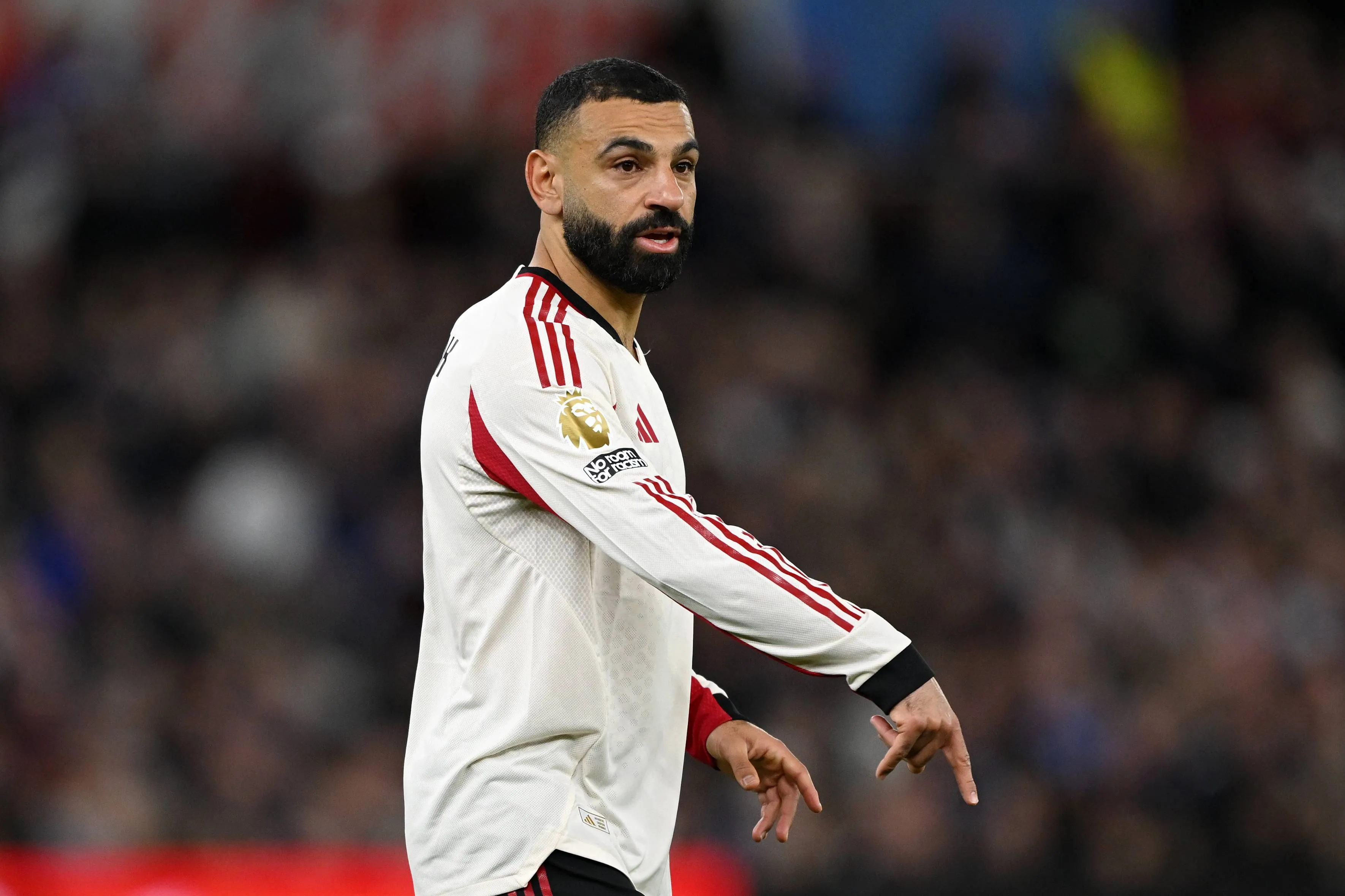 “He’s almost just dropped the grenade” — Rooney urges Slot to deny ...
