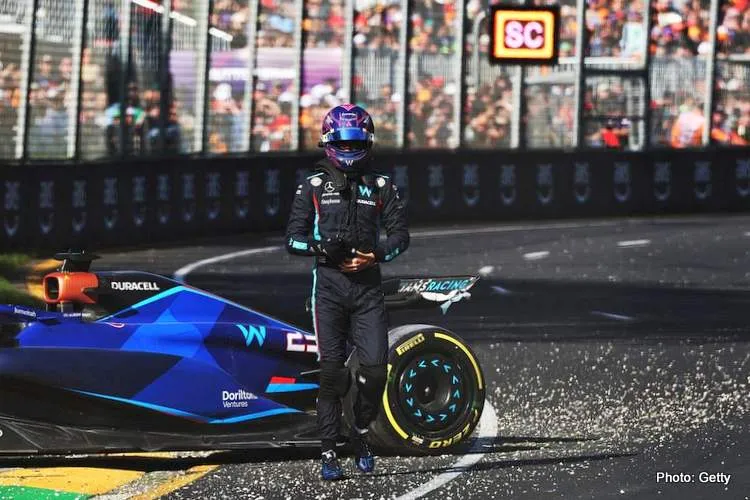 GRANDPRIX247 | Why did Albon crash at the 2023 Australian Grand Prix?