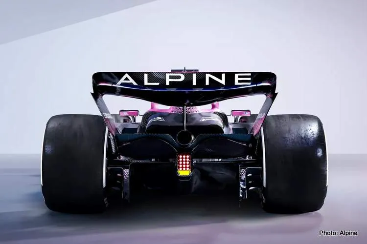 GRANDPRIX247 | Alpine sells 24% stake for $220-Million to Hollywood ...