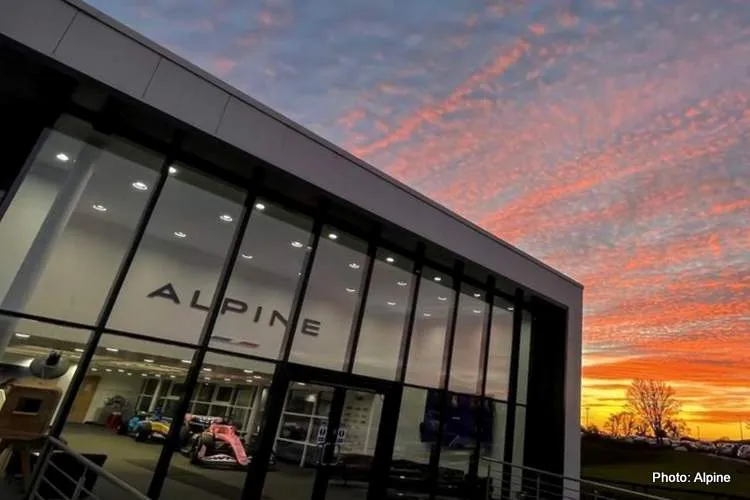 GRANDPRIX247 | Report: Major shareholder in talks to sell Alpine F1 stake
