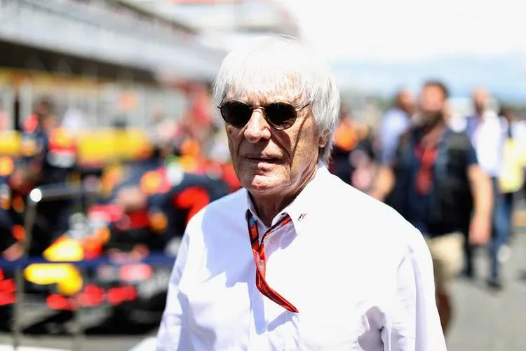 GRANDPRIX247 | Ecclestone: Turning F1 into a fast-food joint is wrong