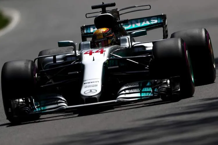 GRANDPRIX247 | Montreal Qualifying: Sensational Hamilton ties Senna record