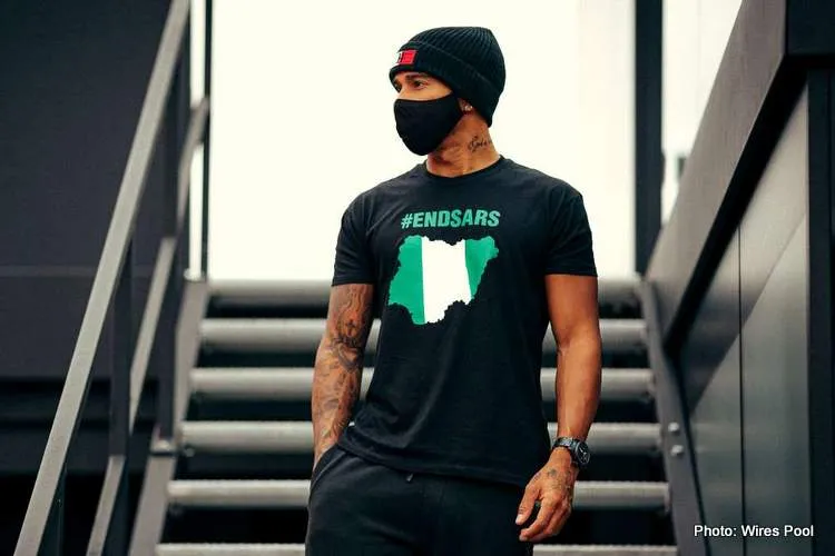 GRANDPRIX247 | Hamilton shows support for Nigerian demonstrators