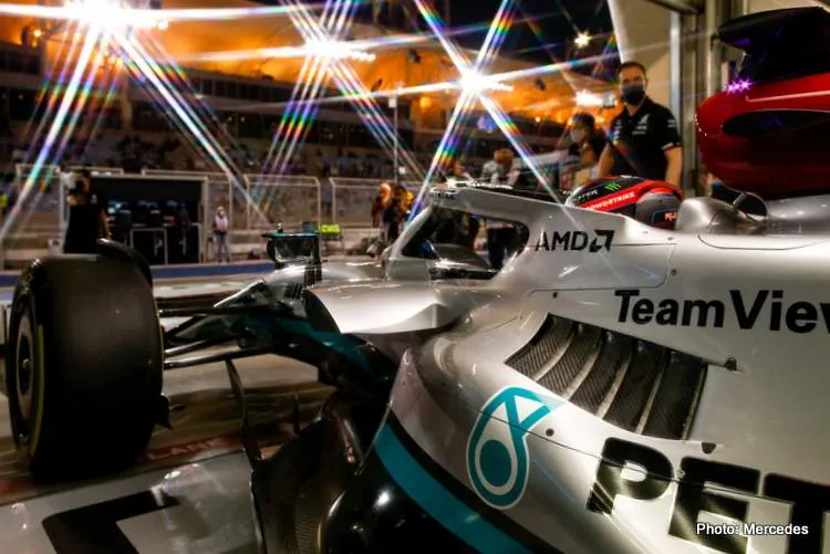 GRANDPRIX247 | Russell reality check after first qualy as Hamilton teammate