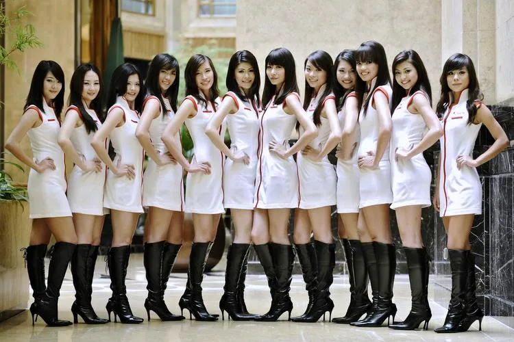 GRANDPRIX247 | Grid Girls back in action at Singapore Grand Prix