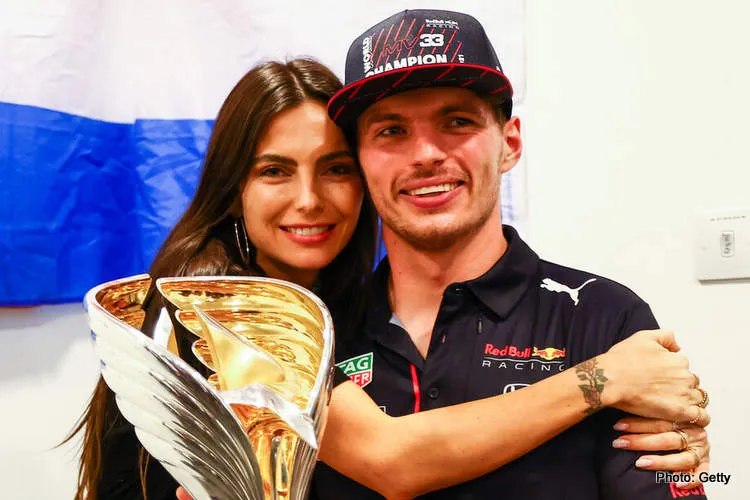 GRANDPRIX247 | Why Do F1 Drivers Prefer Older Ladies to Date?