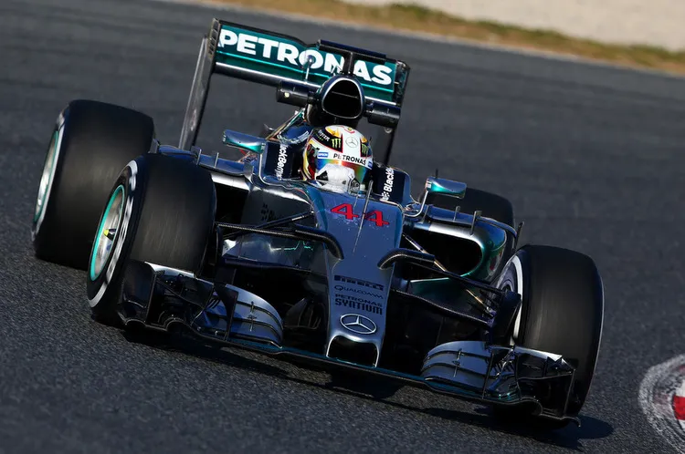 GRANDPRIX247 | Hamilton sick on day one of Barcelona F1 test