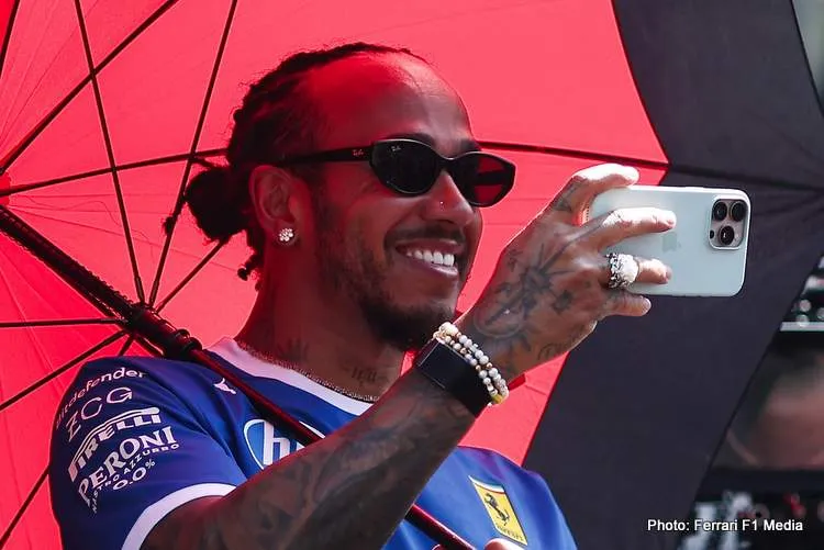 GRANDPRIX247 | Hamilton: I got rid of all my cars, I'm more into art ...
