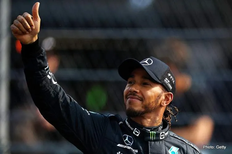 GRANDPRIX247 | Hamilton: Awkward this time around, boos all day
