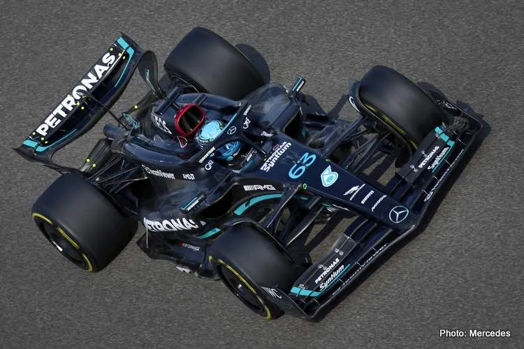 GRANDPRIX247 | Abu Dhabi FP3: Russell leads, Red Bull, Ferrari nowhere