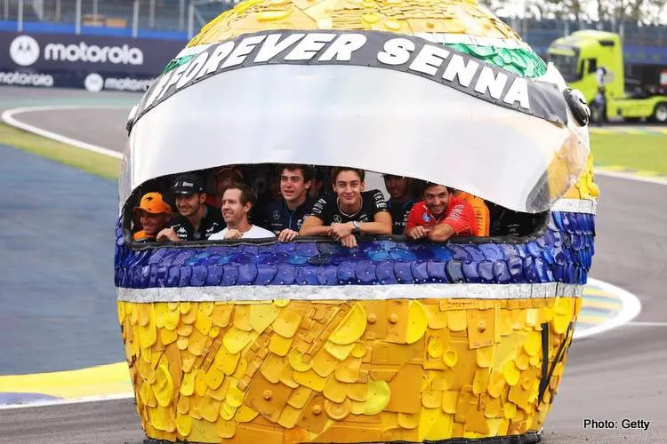 GRANDPRIX247 | Vettel leads F1 drivers in homage to Ayrton Senna in Sao ...