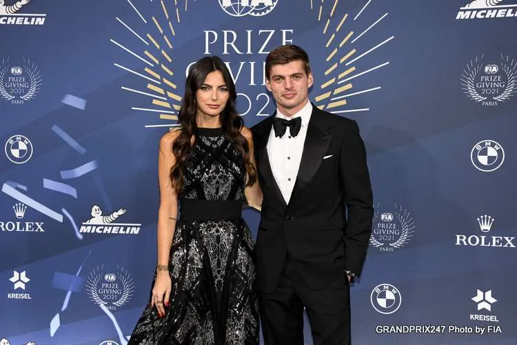 GRANDPRIX247 | Why is Verstappen's partner Kelly Piquet target of ...