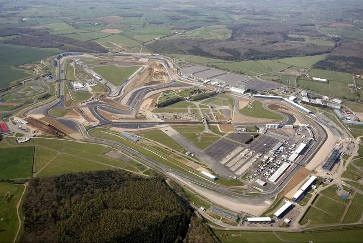 GRANDPRIX247 | Horner: Silverstone is the home of Grand Prix racing