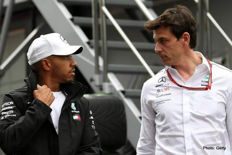 GRANDPRIX247 | Hamilton: Papers Are Making Up Stories