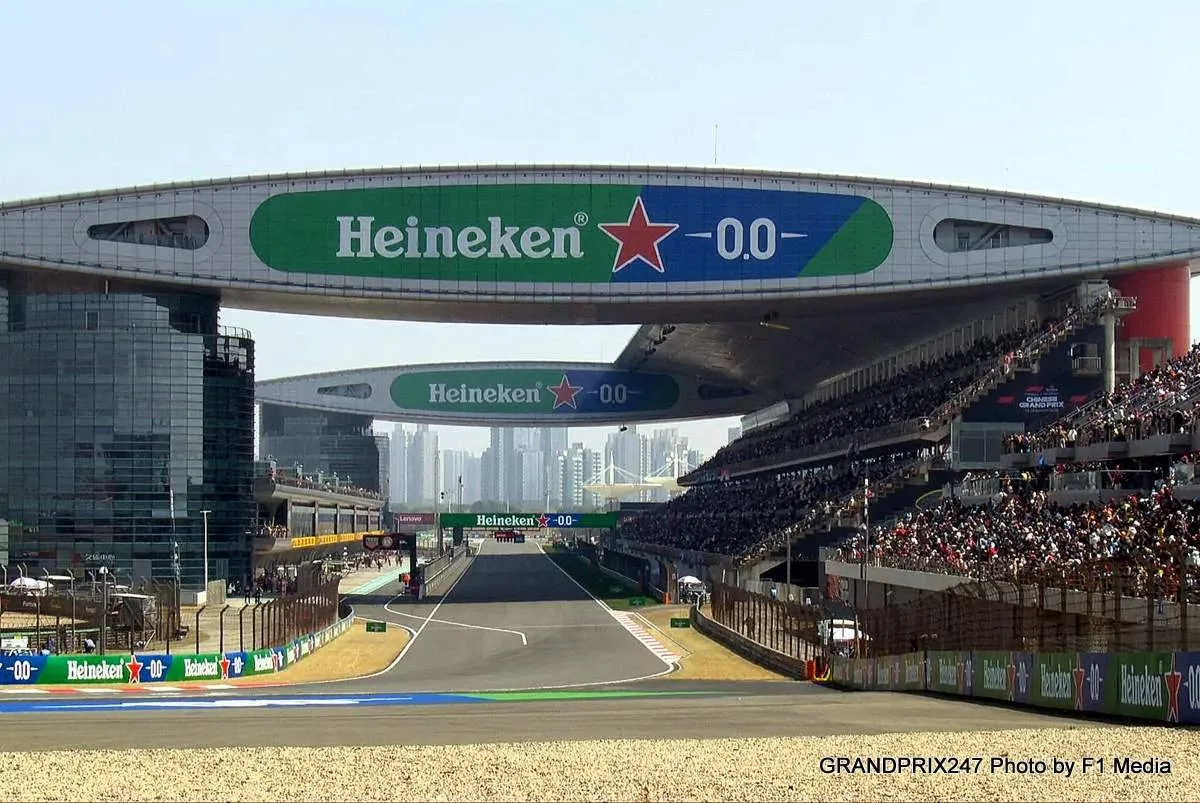 Formula 1 races in China amid talk of regulation change, dangerous ...