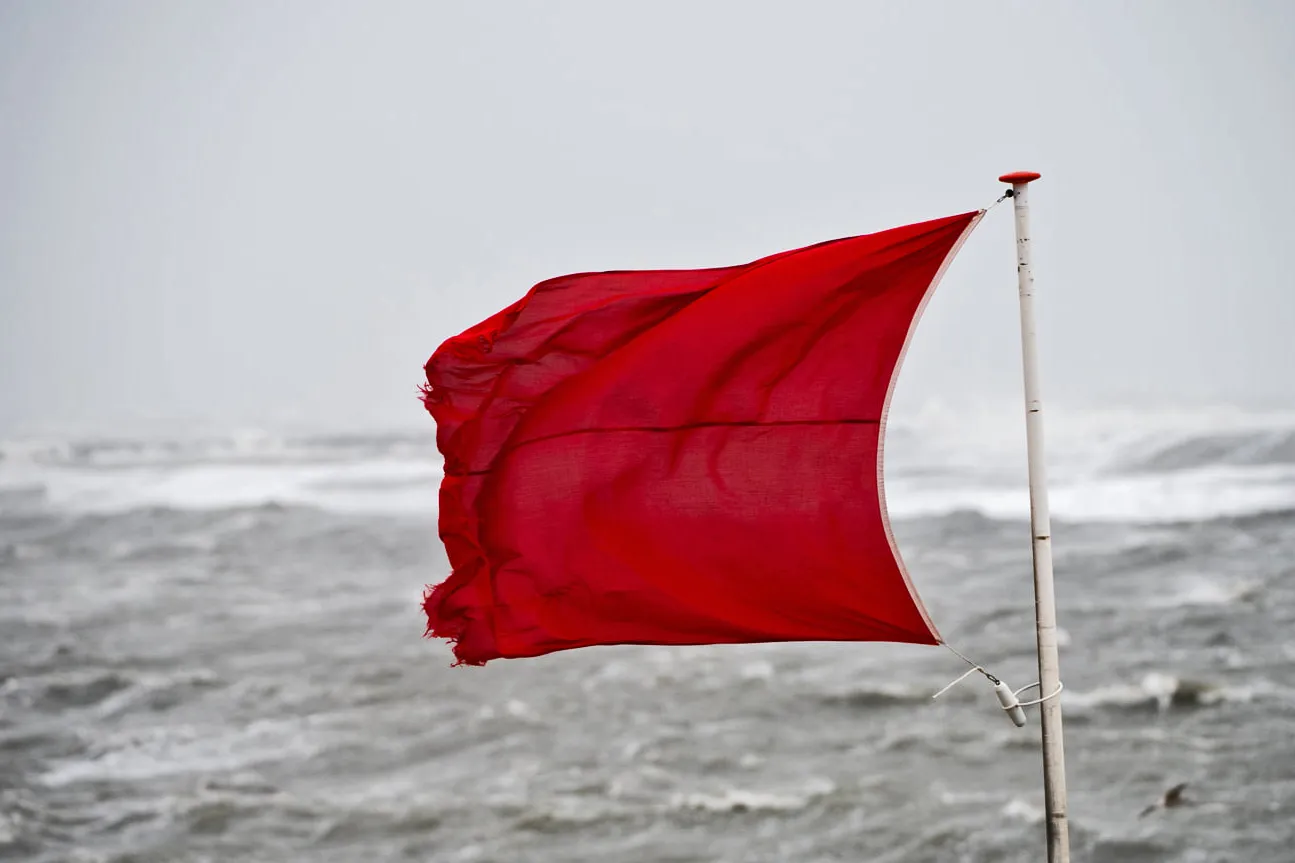 Het weer met Piet Paulusma: regen, zware avondspits en storm op komst