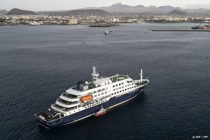 Hondius vaart na Tenerife door naar Nederland – repatriër
