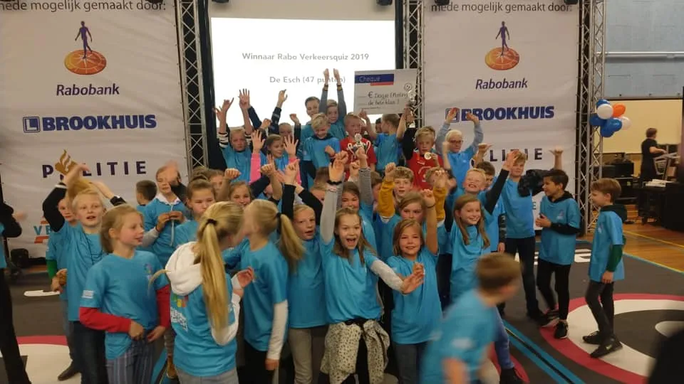 Basisschool de Esch wint reisje naar Efteling met Rabo verkeersquiz