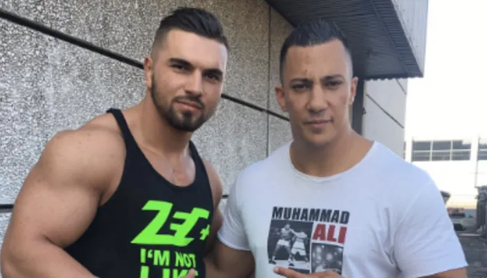 Kosso gespot met Duitse rappers Farid Bang & Massiv