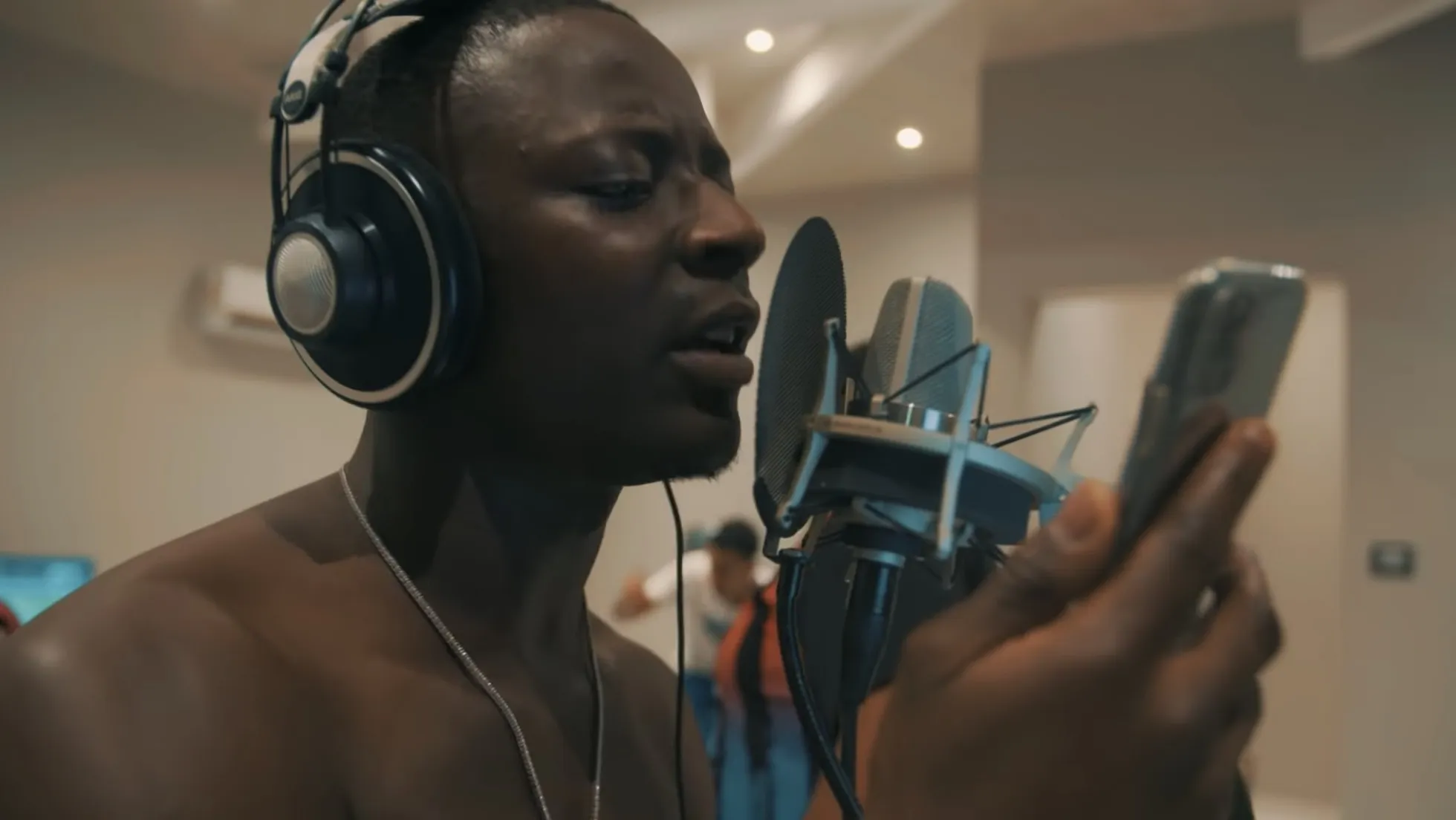 Chivv openhartig over zijn breuk met Henkie T, Ghana en Un4gettable ...