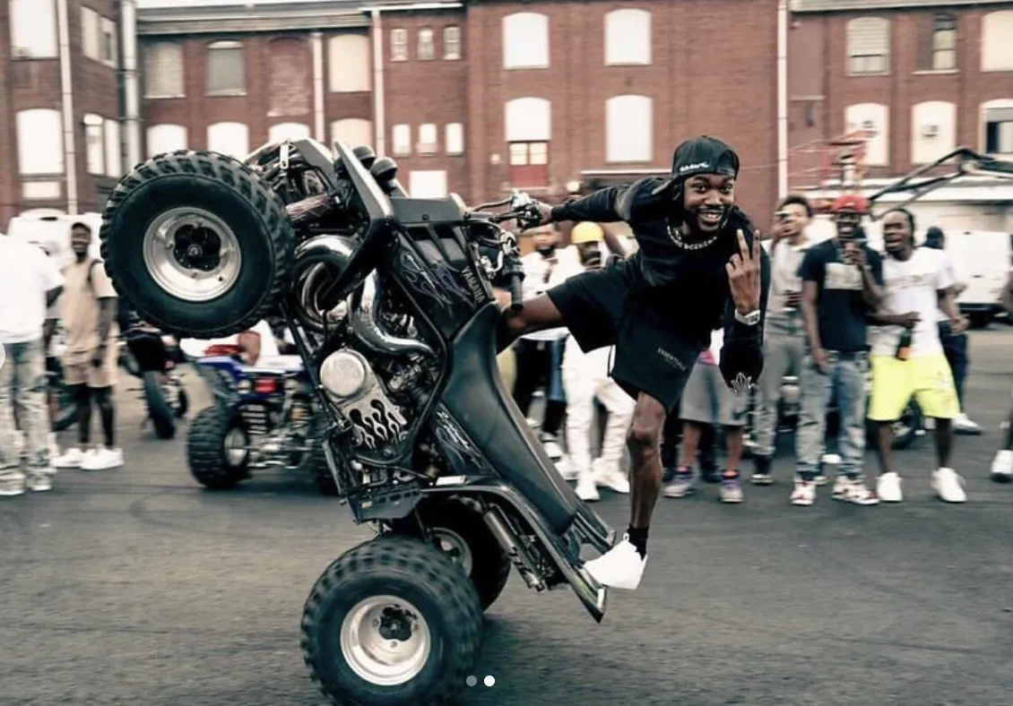 Beelden opgedoken van Meek Mill die met Travis Scott zou willen vechten